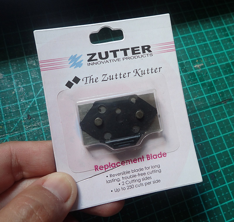 Review – Ferramenta Zutter Kutter – Garota Papel