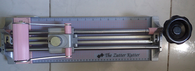 Review – Ferramenta Zutter Kutter – Garota Papel